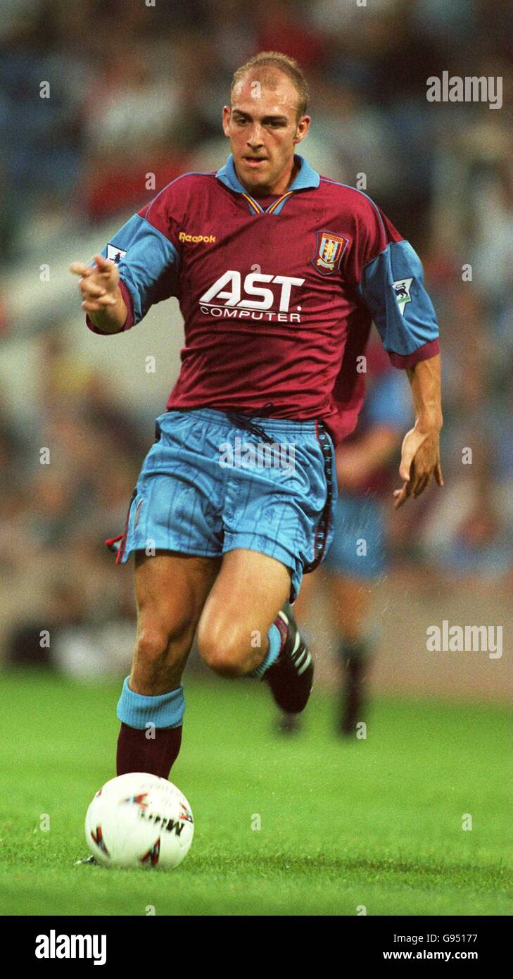 01 aug 95 hi-res stock photography and images - Alamy