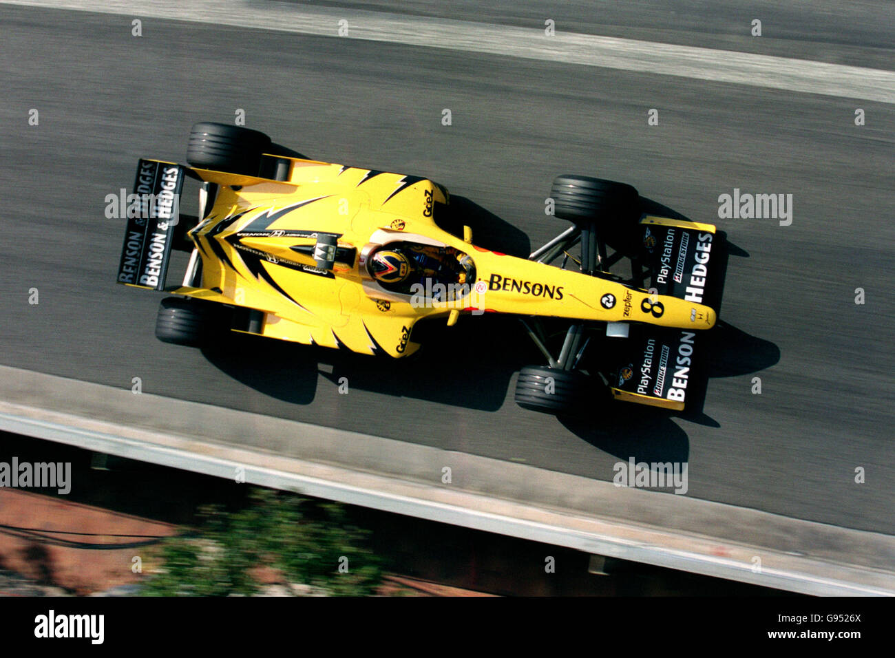 Action top view plan overhead f1 hi-res stock photography and images ...