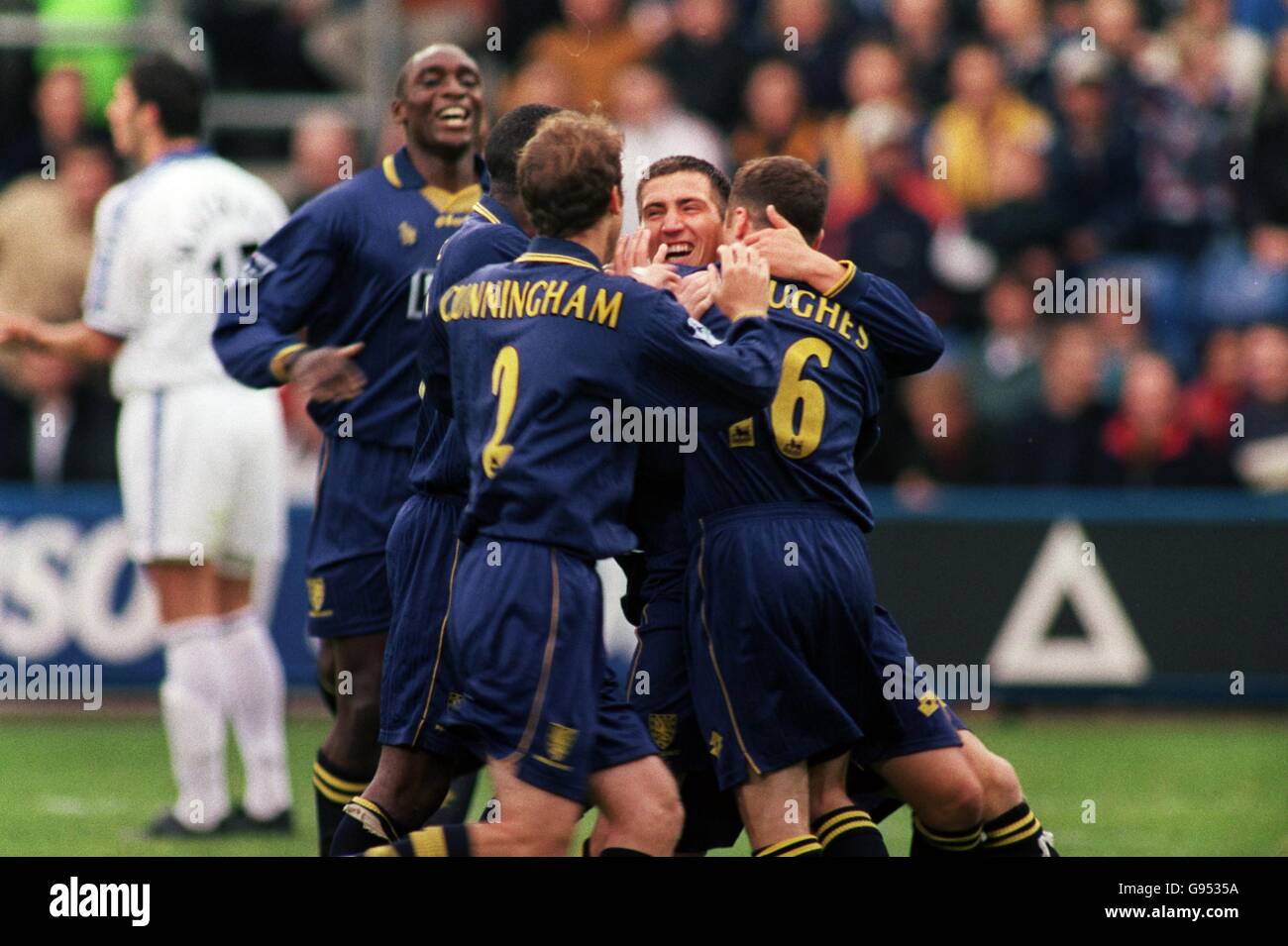 Soccer premier league wimbledon v everton hi-res stock photography and ...