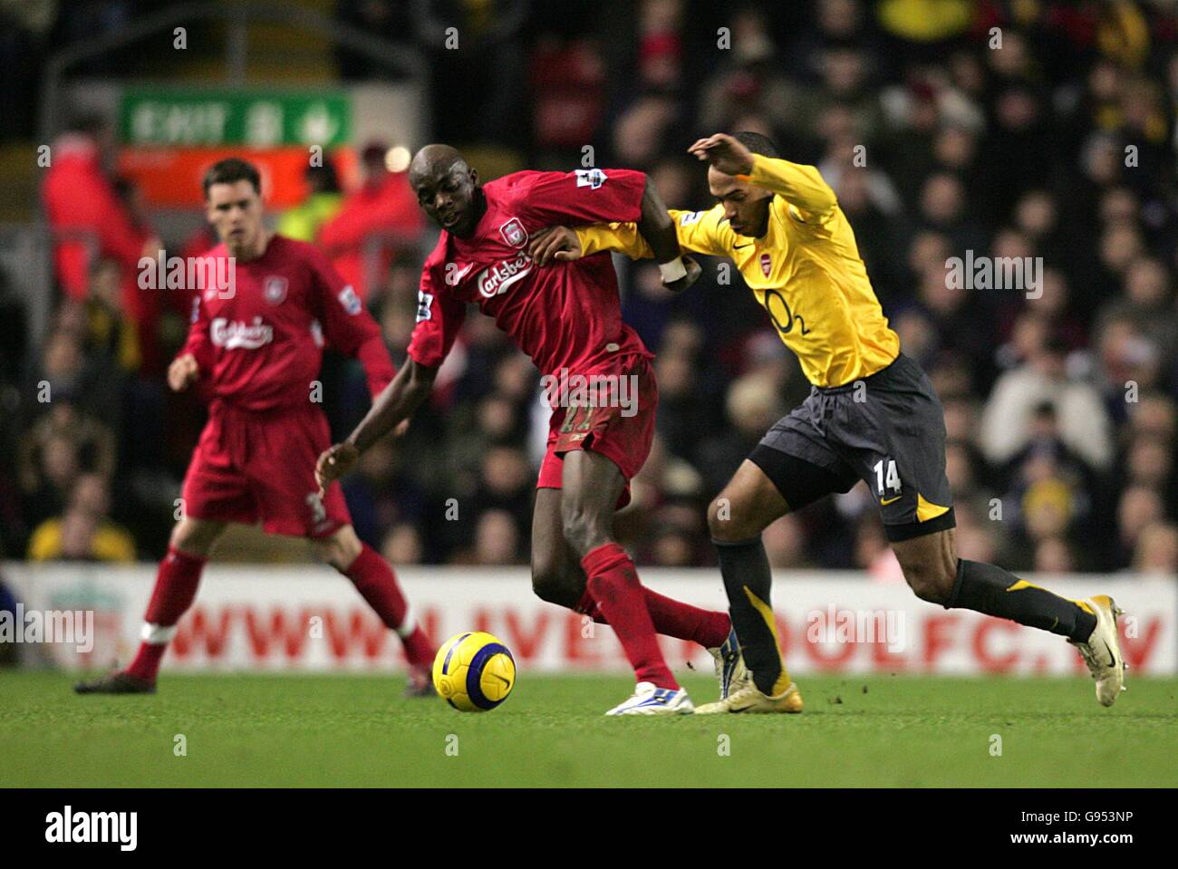 Anfield mohamed sissoko hi-res stock photography and images - Alamy