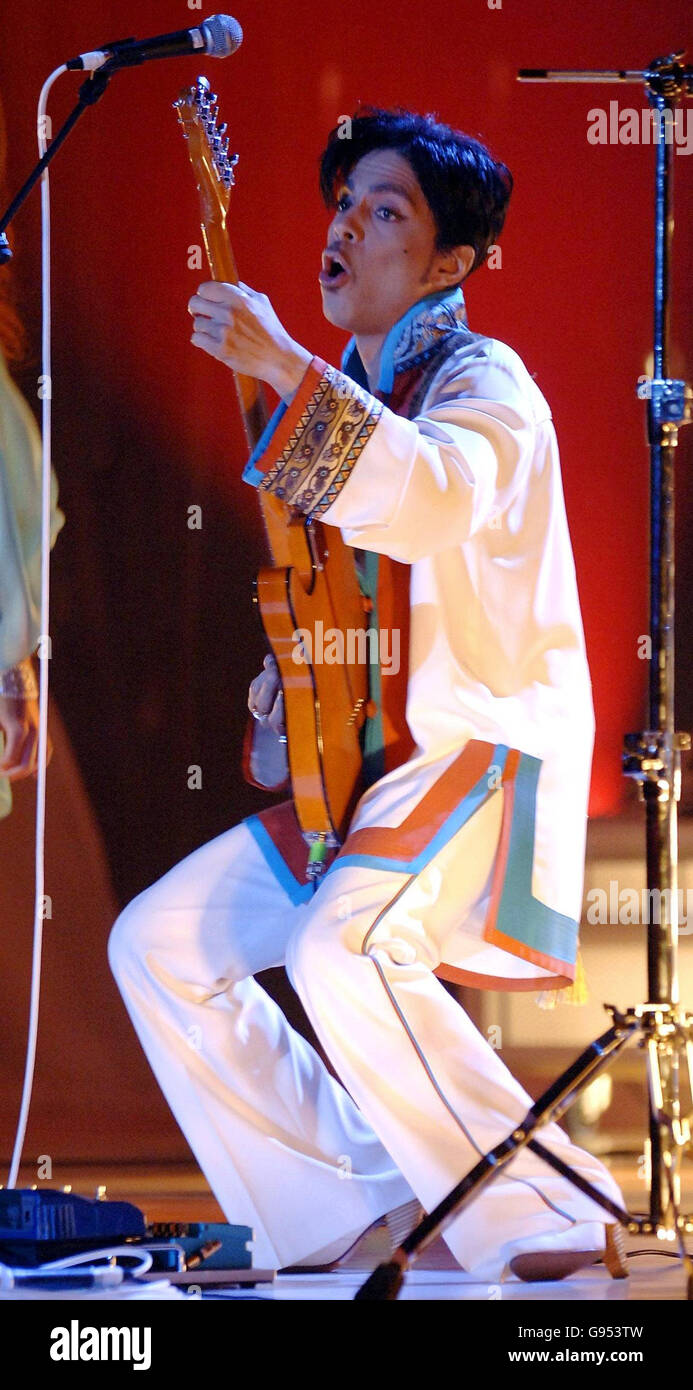 Brit Awards 2006 Stock Photo - Alamy