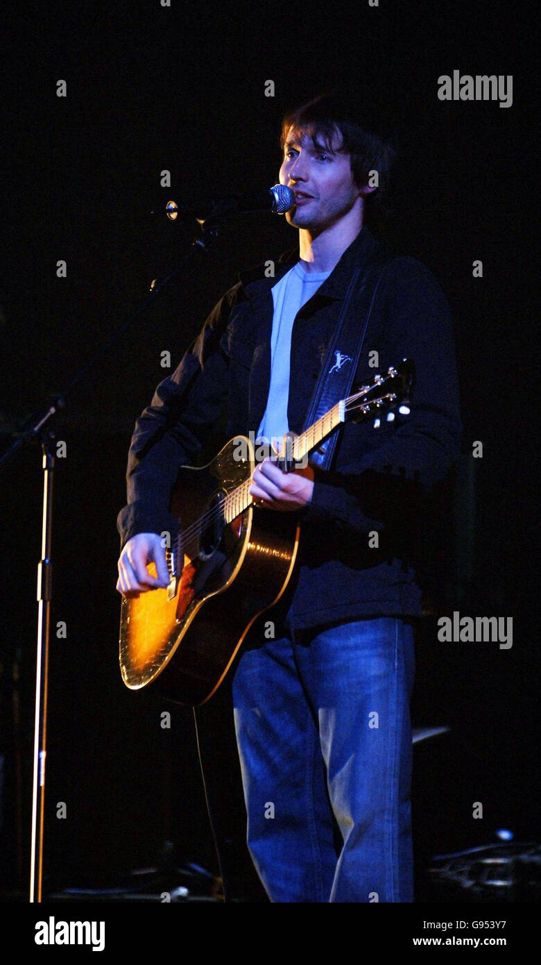 James Blunt performs on stage at the Brit Awards 2006, at Earls Court ...