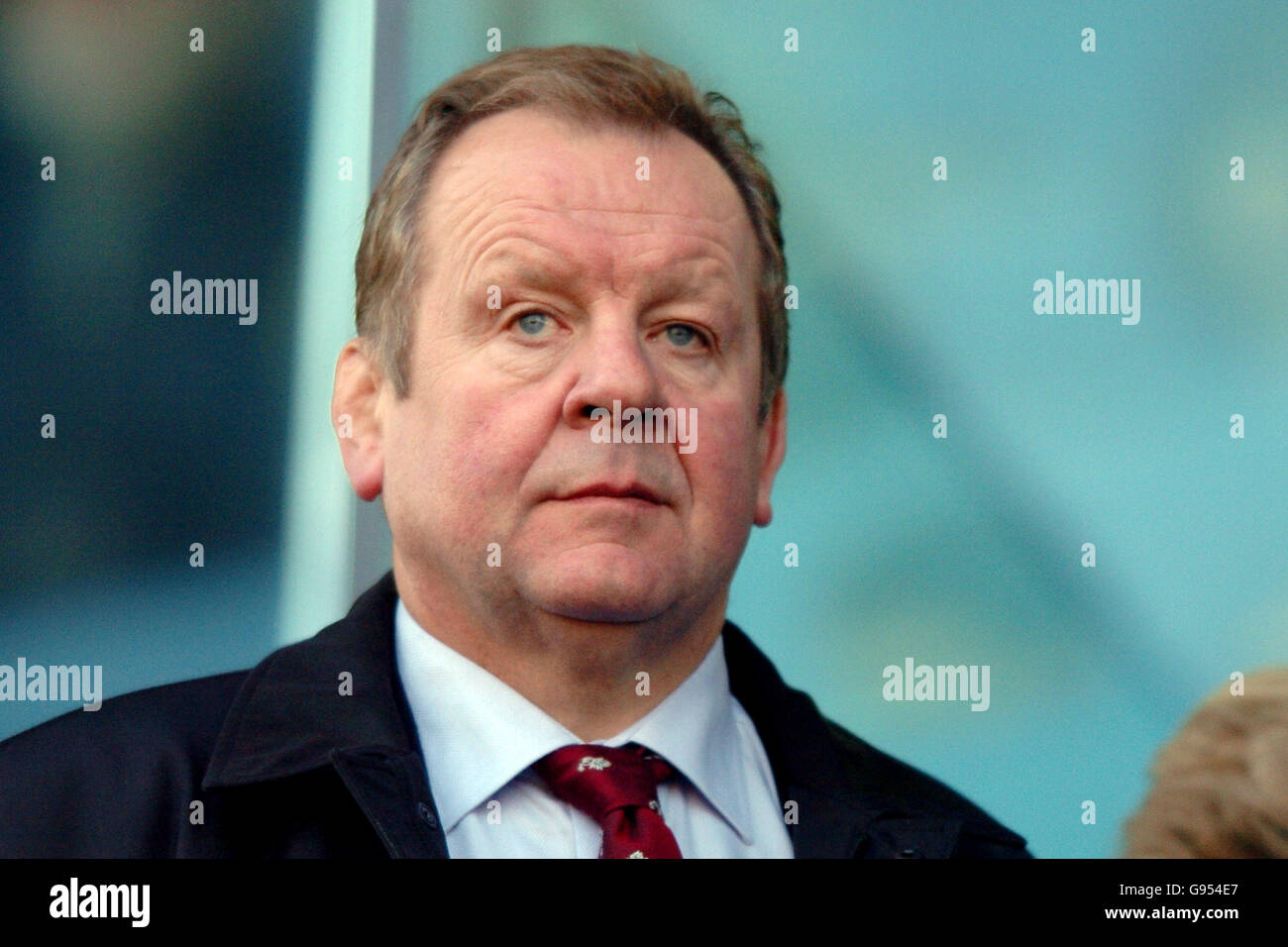 Former england rugby captain and rugby commentator bill beaumont hi-res ...