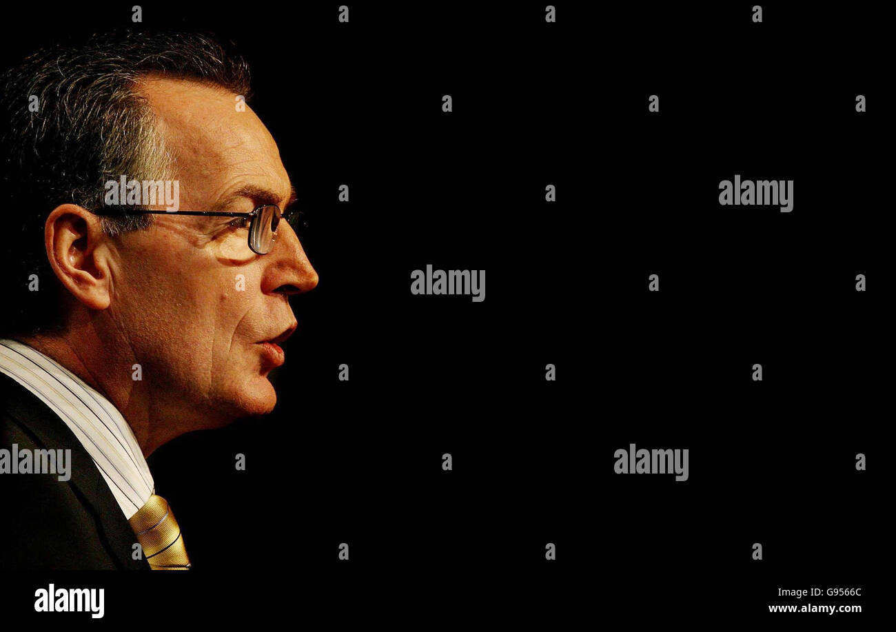 Sinn Fein policing spokesman Gerry Kelly speaks at the Party conference ...