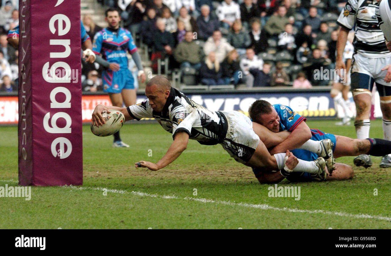Hull FC's Motu Tony scores a try against Wakefield during the Engage ...