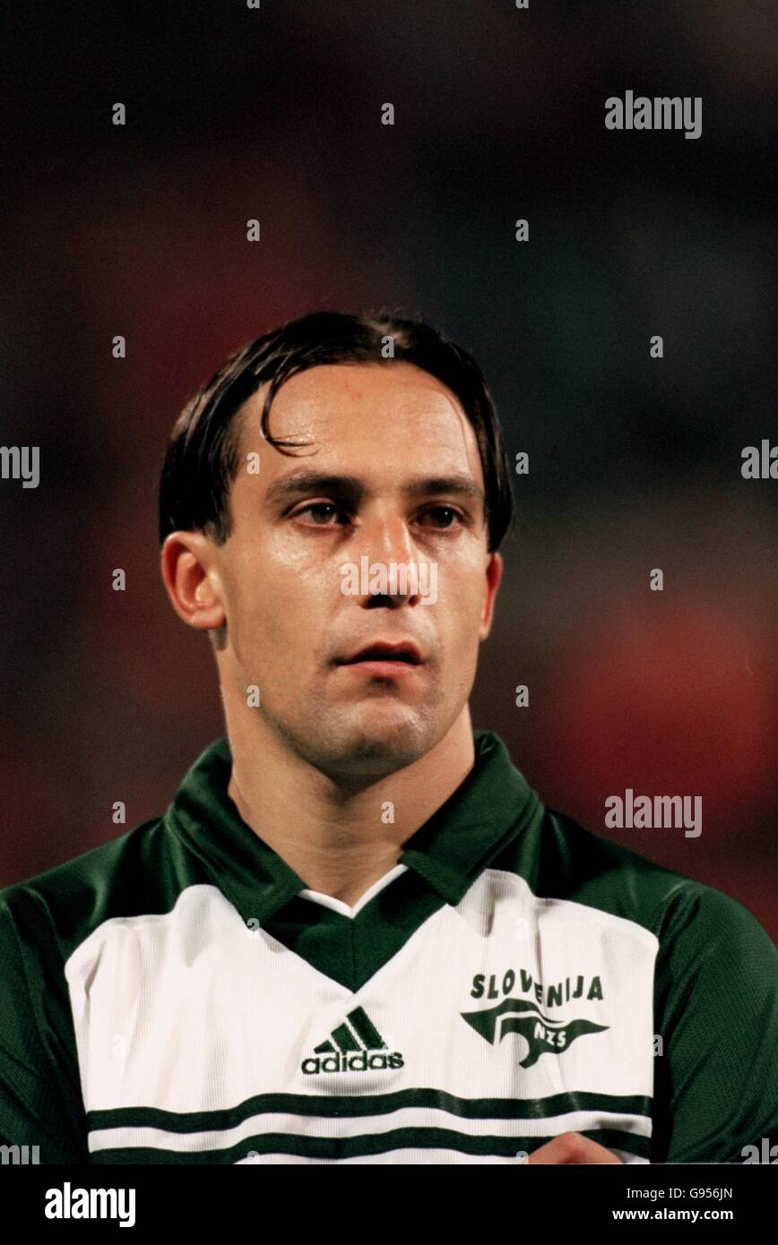 Soccer - Euro 2000 Qualifier - Group 2 - Slovenia v Norway. Ales Ceh ...