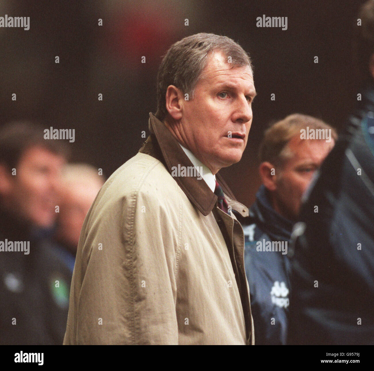 Manchester city manager joe royle hi-res stock photography and images ...