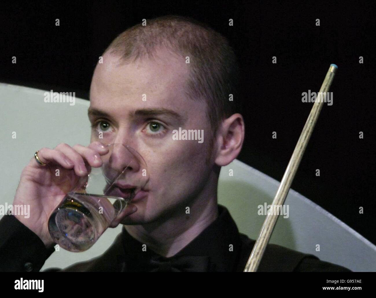 Graeme dott takes a sip of water hi-res stock photography and images ...
