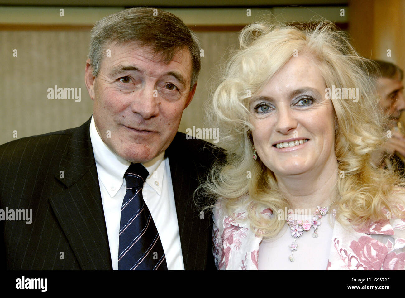 Soccer bobby tambling hi-res stock photography and images - Alamy