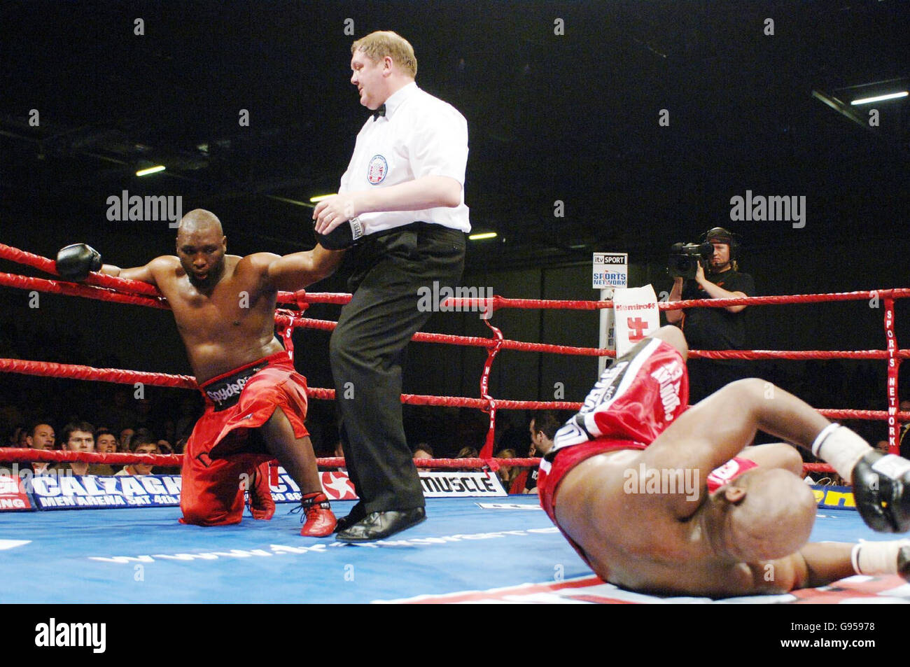 Boxing commonwealth heavyweight championship matt hi-res stock ...