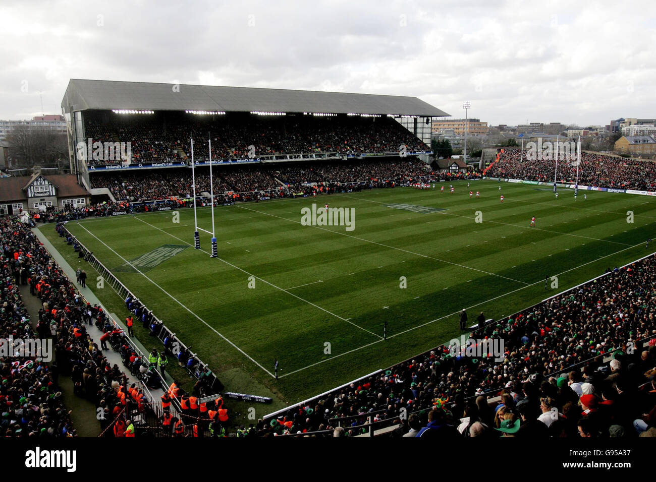 Rugby general view stadium hli hi-res stock photography and images - Alamy