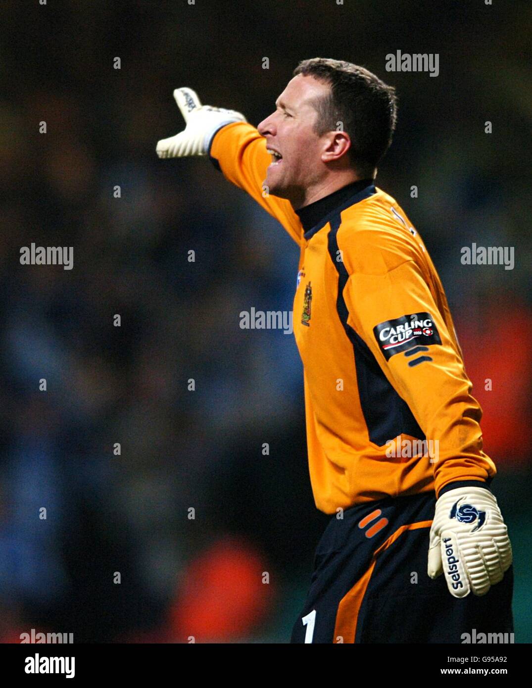 Soccer carling cup final manchester united wigan athletic millennium ...