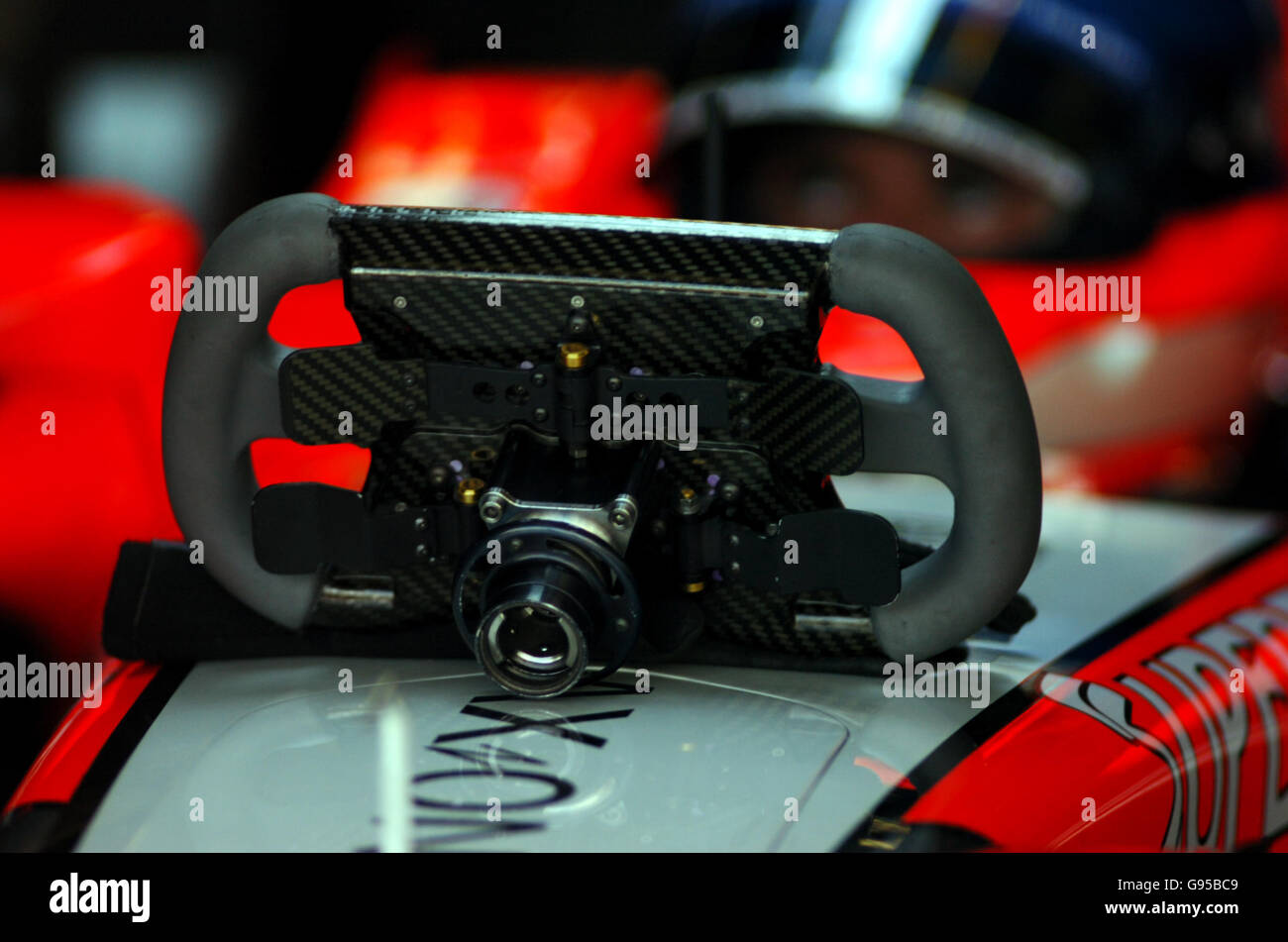 F1 steering wheel hi-res stock photography and images - Alamy