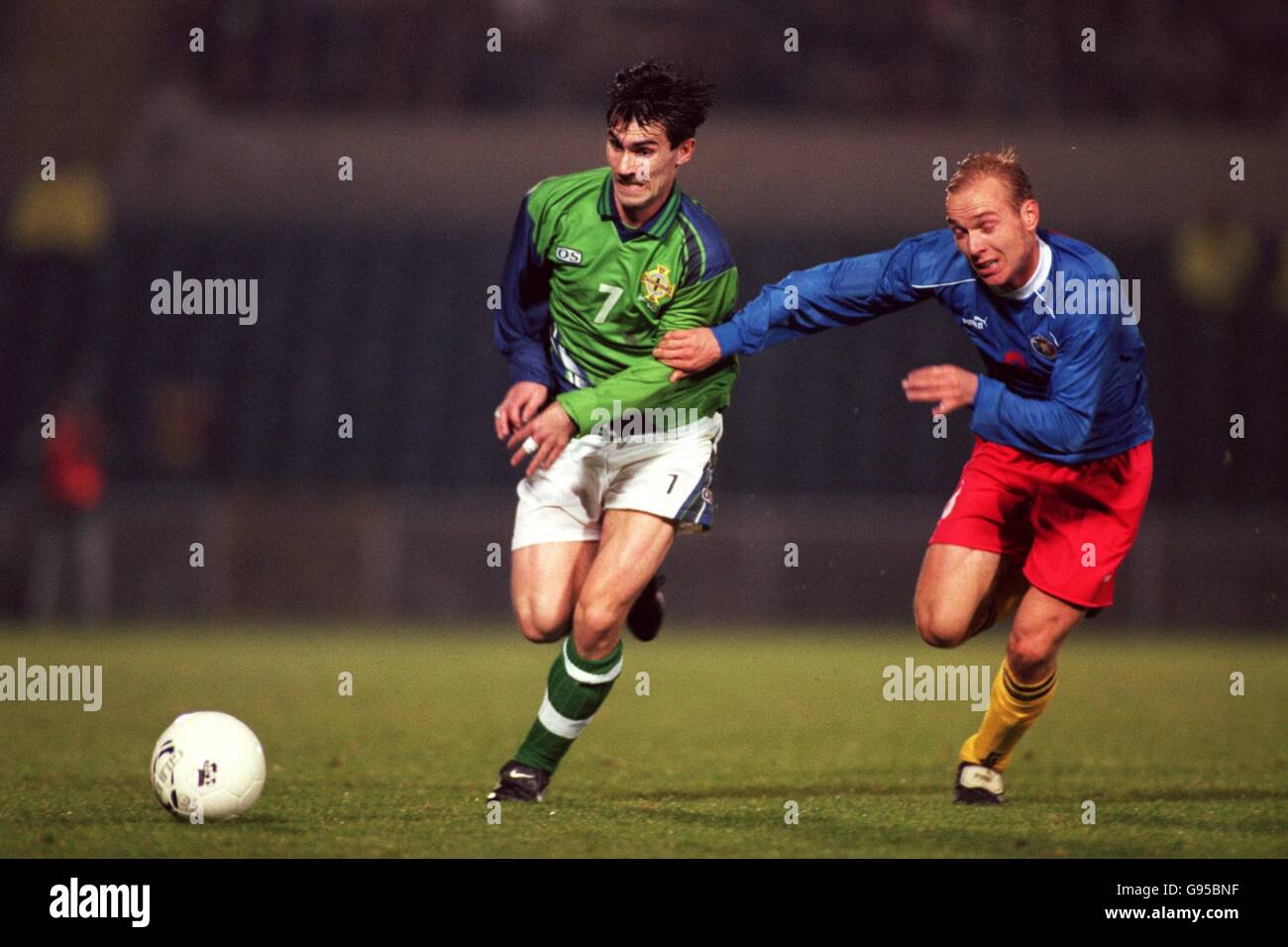 Northern irelands keith gillespie hi-res stock photography and images ...