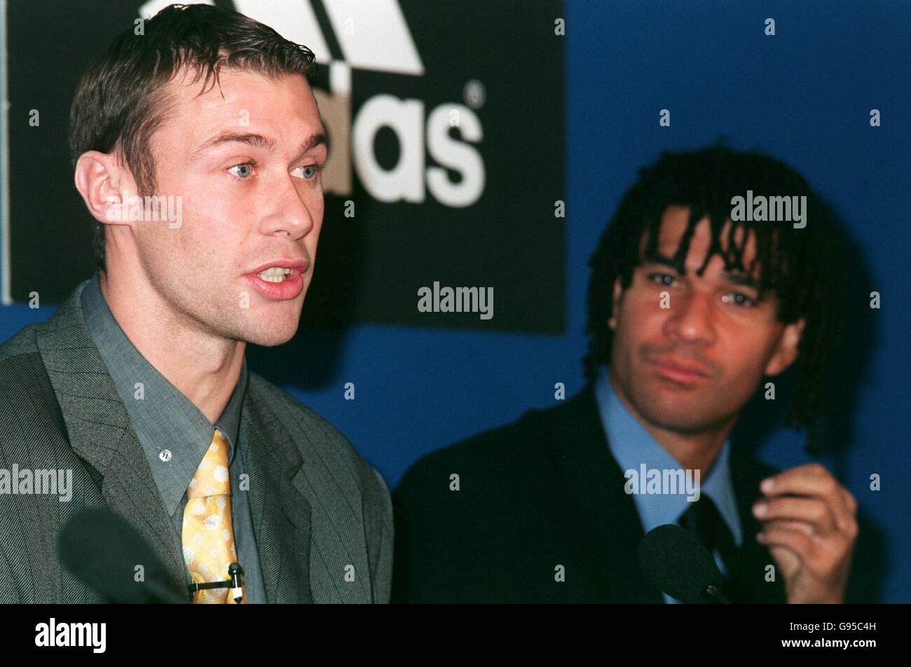 Duncan ferguson signing for newcastle united hi-res stock photography ...