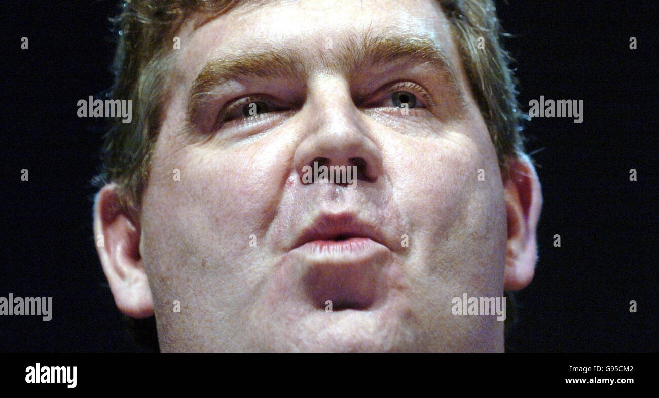 Peter duncan conservative hi-res stock photography and images - Alamy