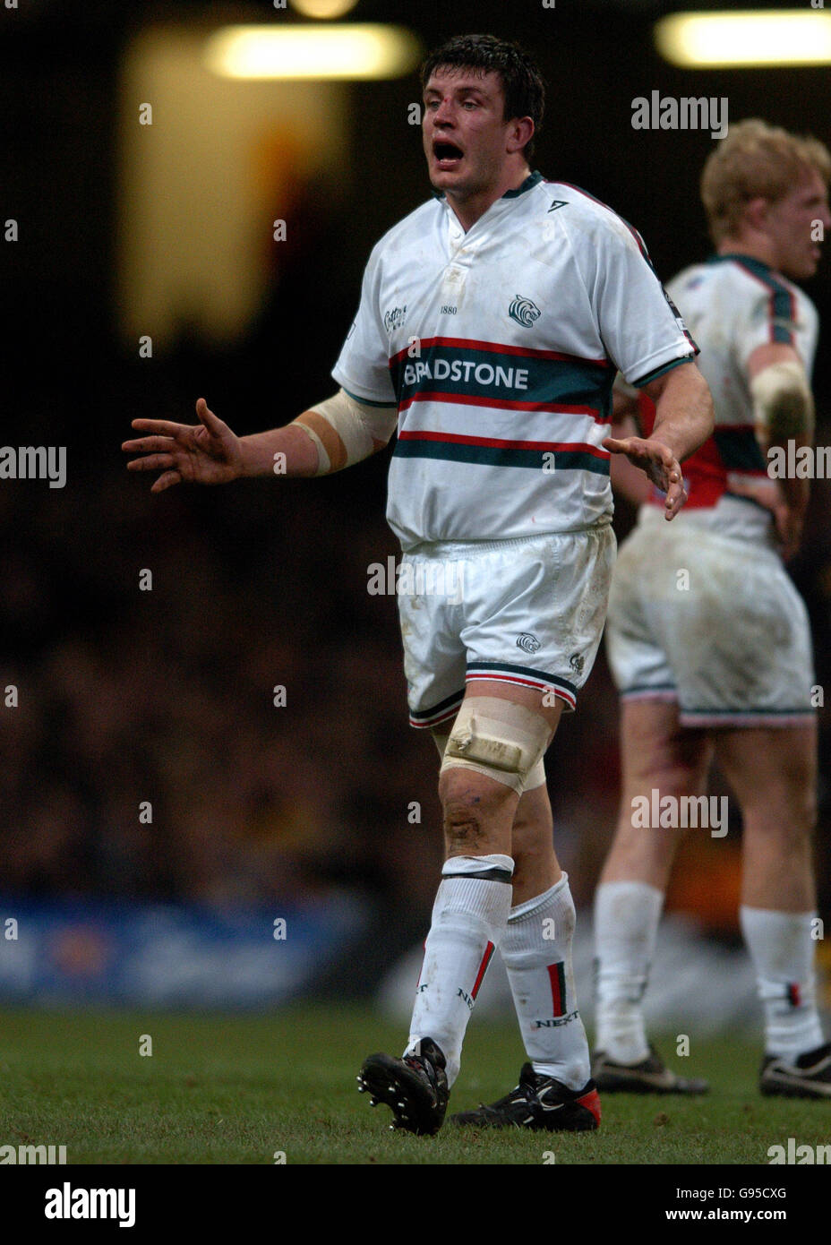 Leicester tigers captain martin corry hi-res stock photography and ...