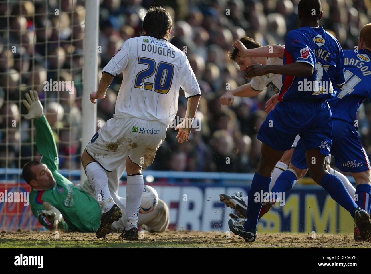 Leeds United's Robbie Blake scores against Crystal Palace Stock Photo ...