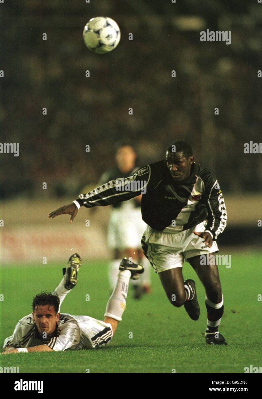 Real madrids pedrag mijatovic loses out to vascos odva hi-res stock ...