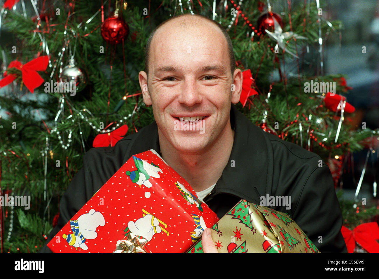 Soccer fa carling premiership steve stone feature hi-res stock ...