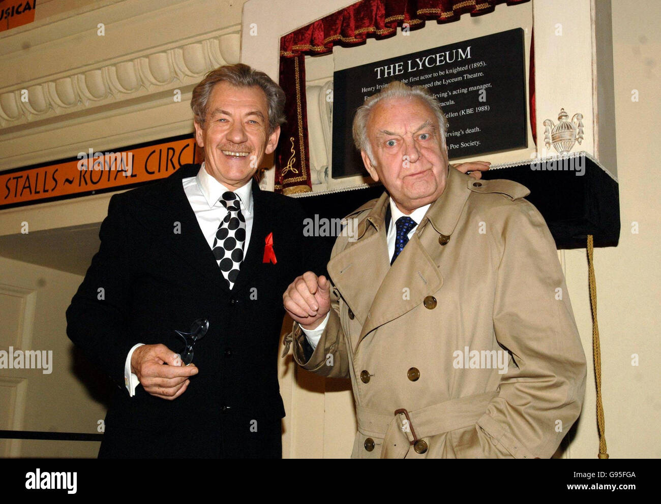 Sir ian mckellen and l hi-res stock photography and images - Alamy