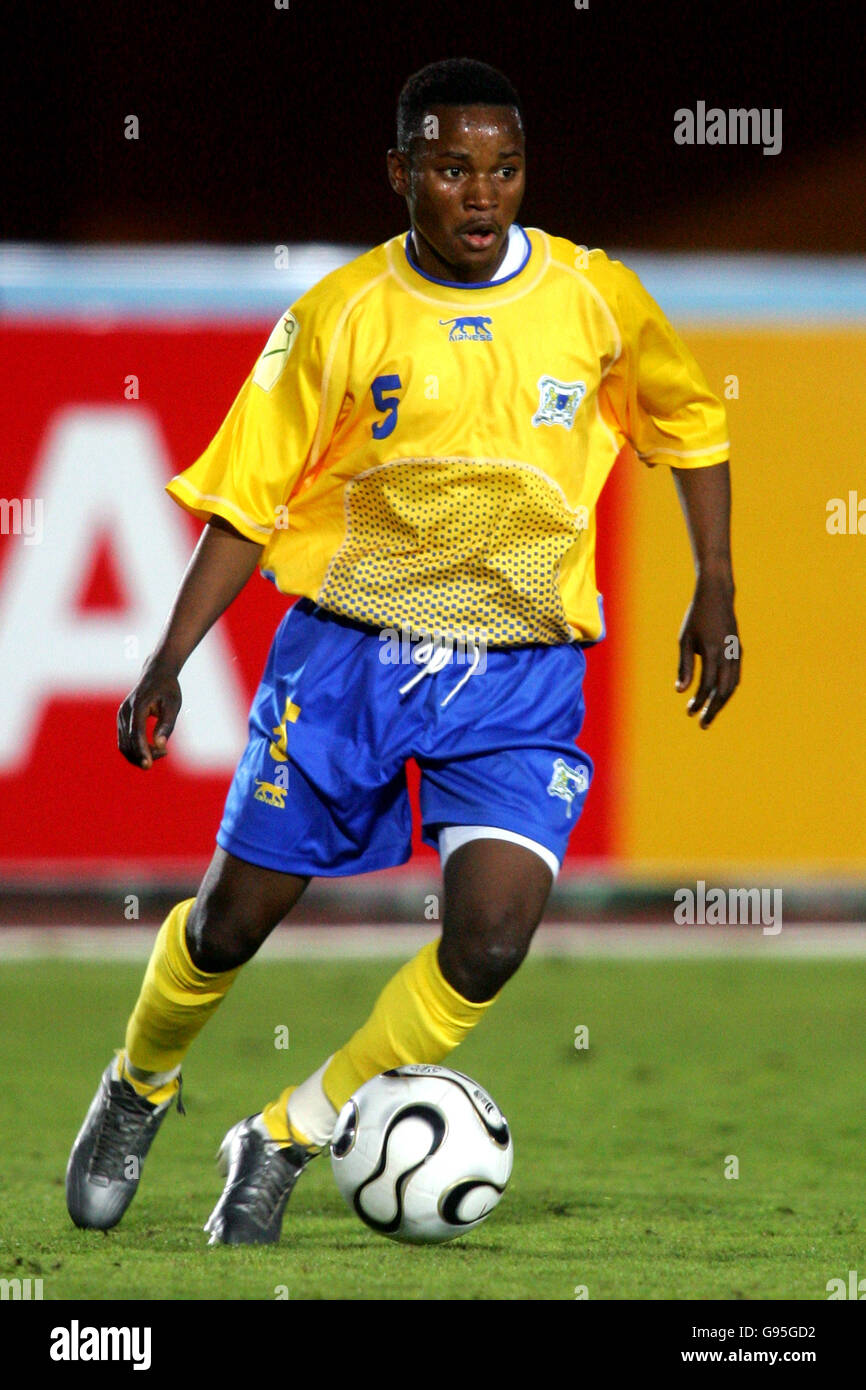 Angola football hi-res stock photography and images - Alamy