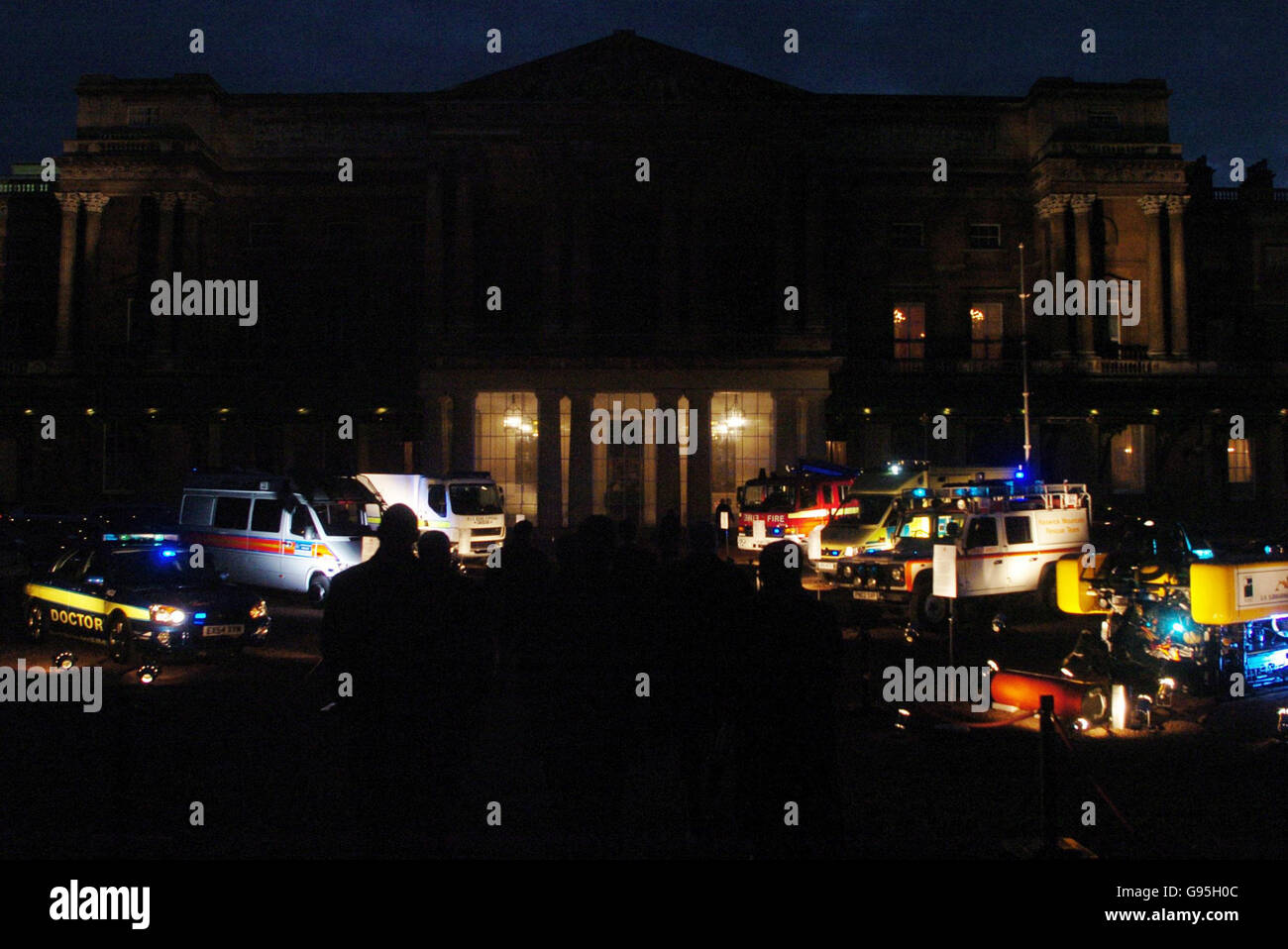 Queen emergency reception hi-res stock photography and images - Alamy