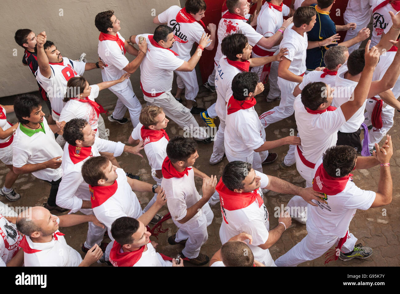Running of bulls through streets of Pamplona,Spain Stock Photo - Alamy
