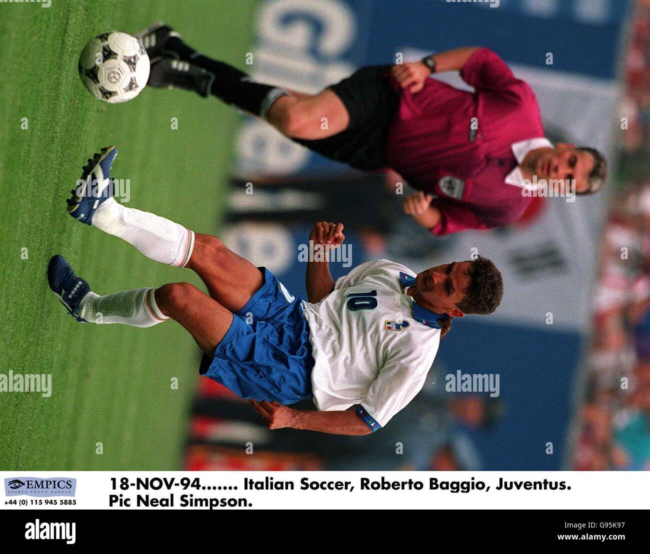 Juventus roberto baggio hi-res stock photography and images - Alamy