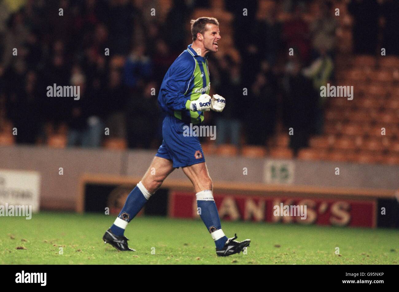 Wolverhampton Wanderers goalkeeper Mike Stowell celebrates David ...