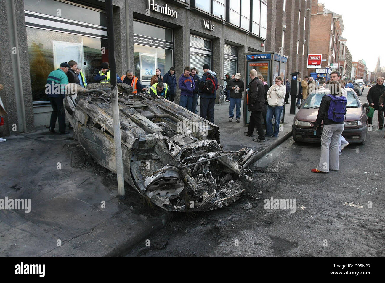 Dublin police car riot hi-res stock photography and images - Alamy