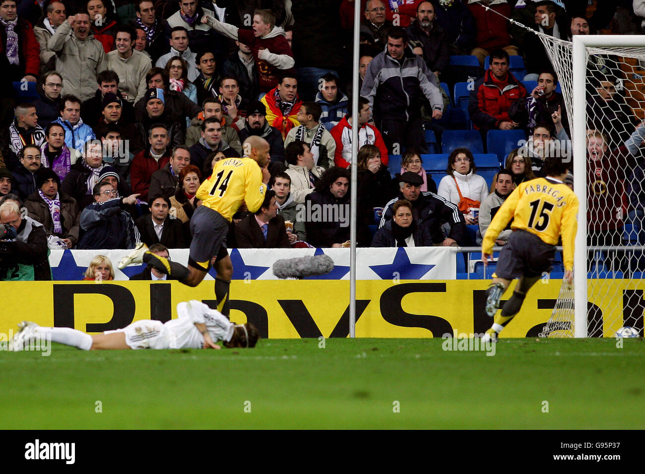 Santiago bernabeu thierry henry hi-res stock photography and images - Alamy