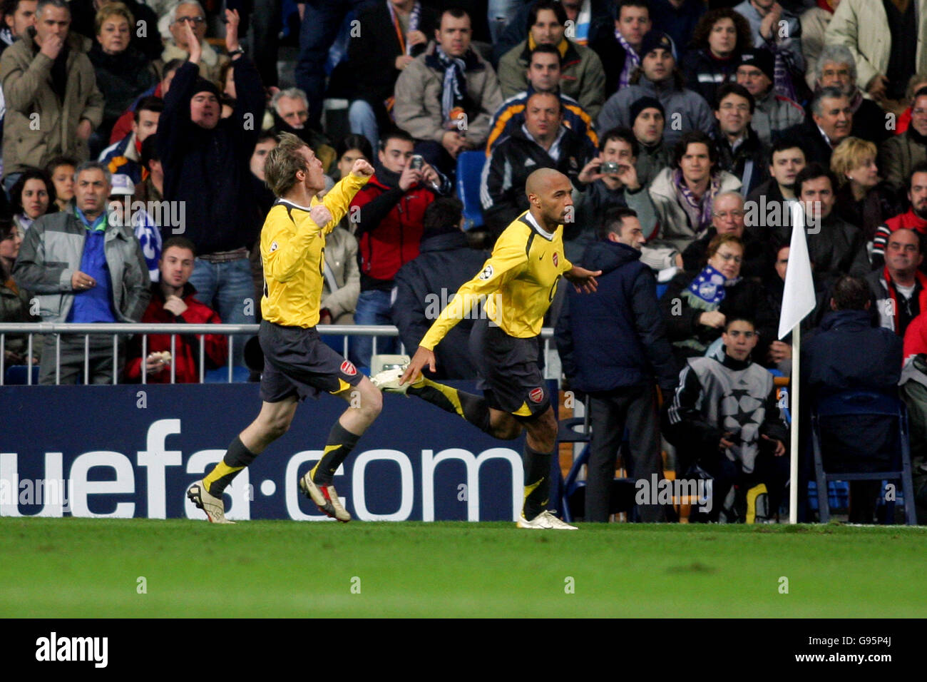 Santiago bernabeu thierry henry hi-res stock photography and images - Alamy