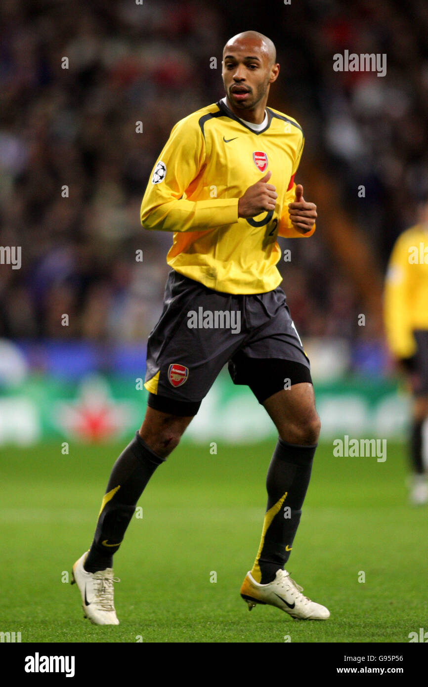 Santiago bernabeu thierry henry hi-res stock photography and images - Alamy