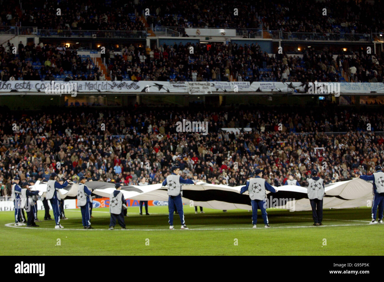 Soccer - UEFA Champions League - Round of 16 - First Leg - Real Madrid ...