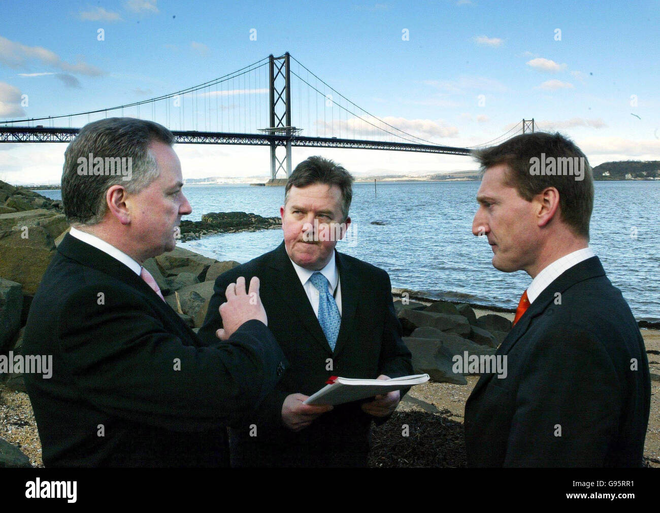 Bridge tolls scotland hi-res stock photography and images - Alamy