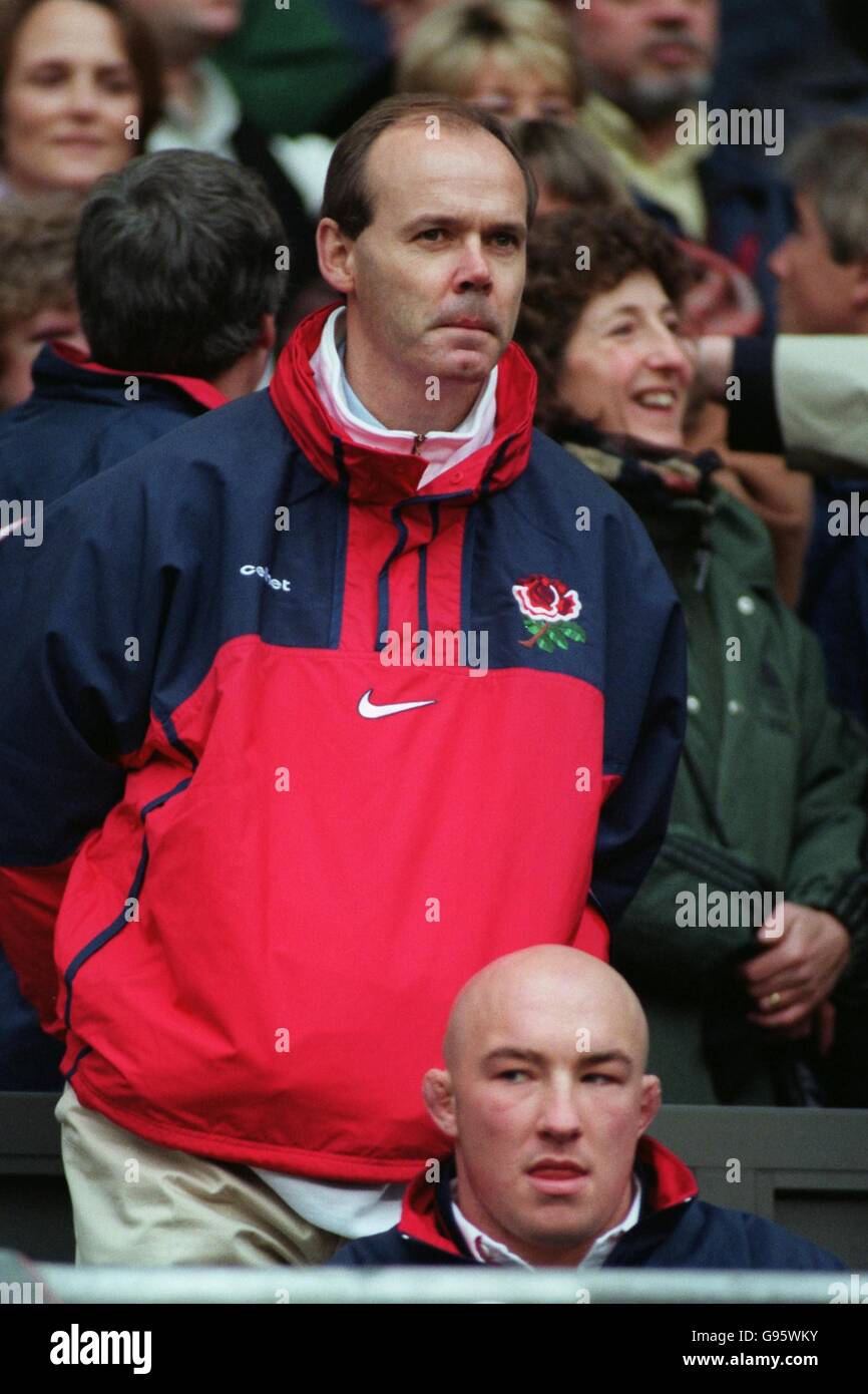 England's Coach Clive Woodward with Phil Greening (front Stock Photo ...