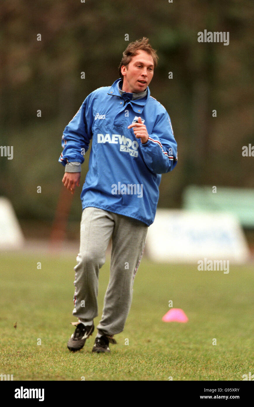 David platt sampdoria hi-res stock photography and images - Alamy