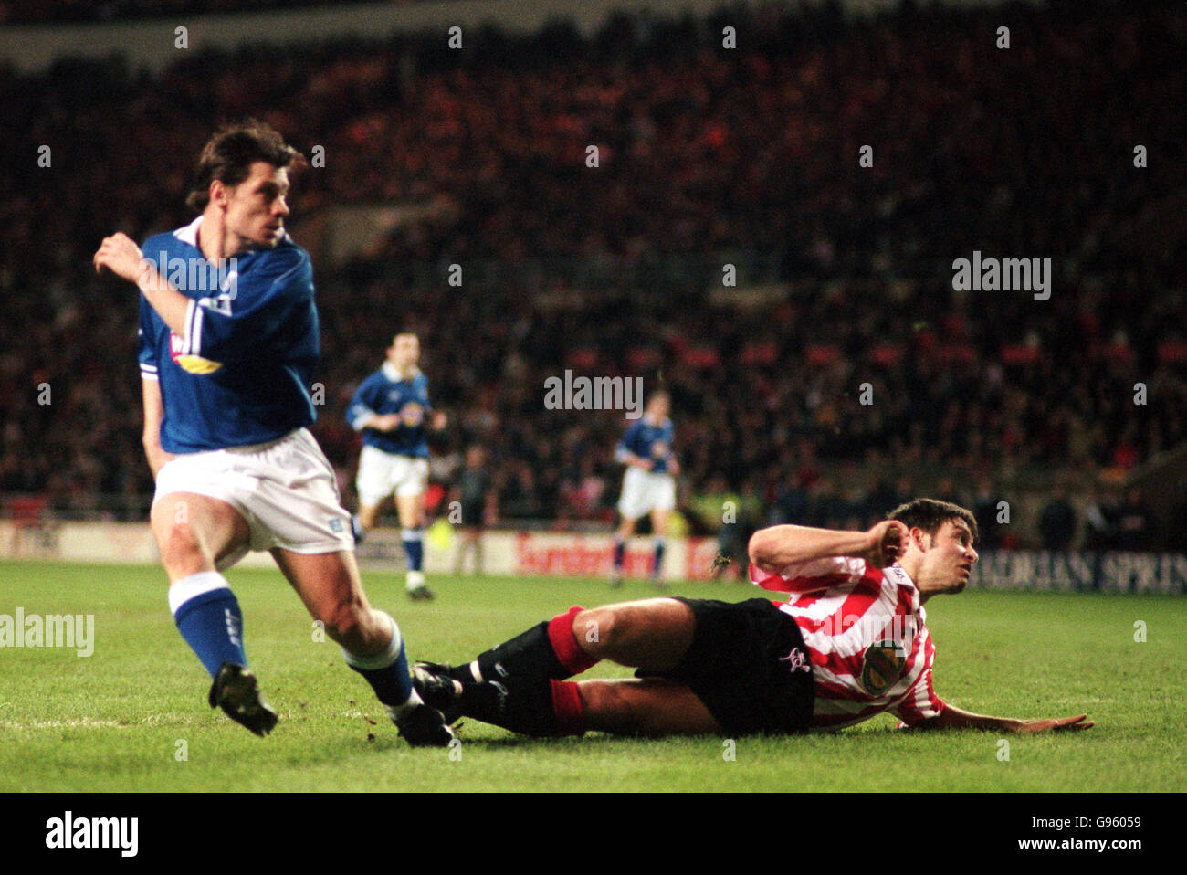 Sunderlands paul butler is beaten as tony his goal hi-res stock ...