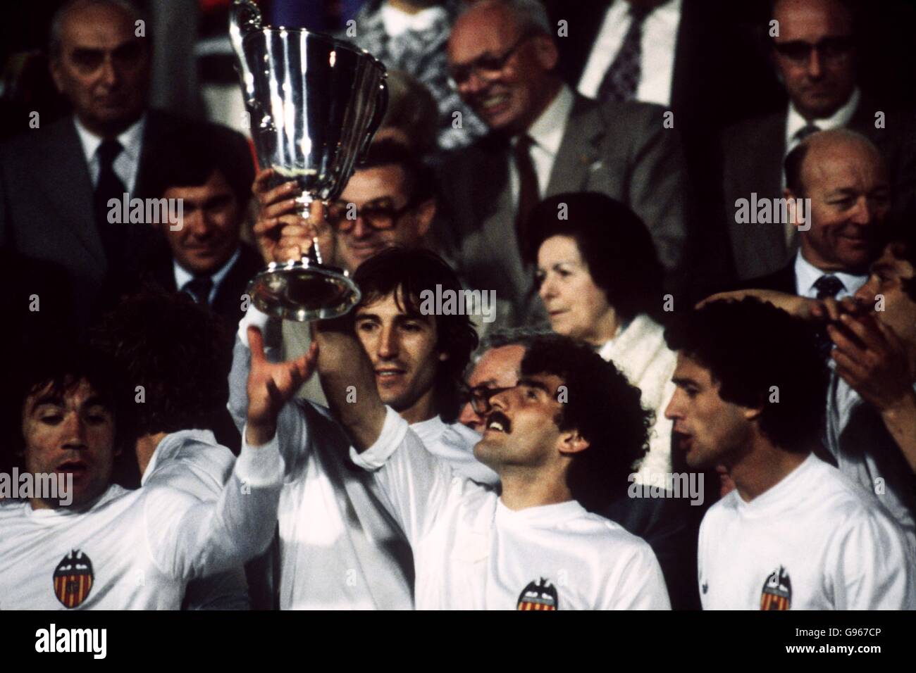 Valencia players lift the European Cup Winners Cup after their penalty ...