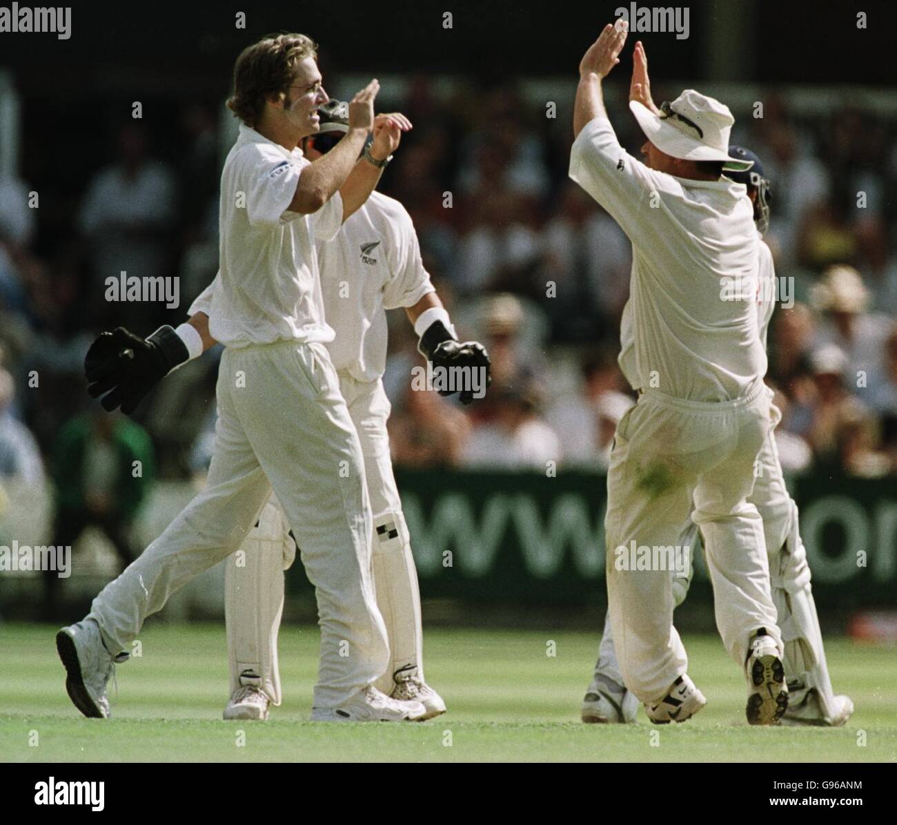 Cricket celebrating mark butcher hi-res stock photography and images ...