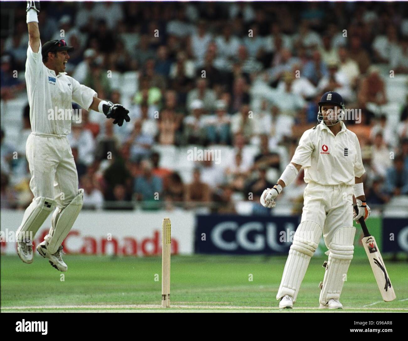 New Zealand's Adam Parore celebrates catching Mark Ramprakash Stock ...