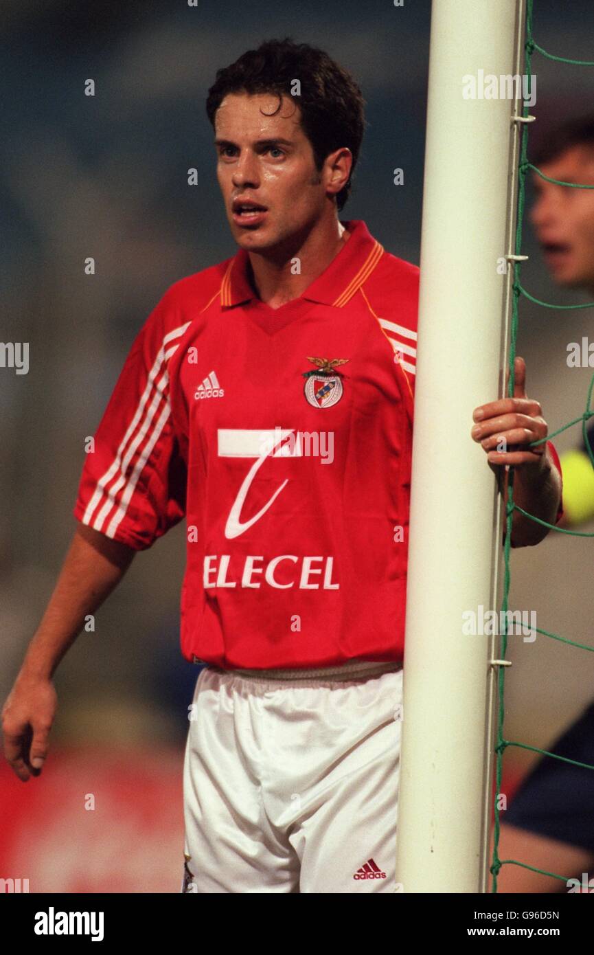 Portuguese soccer porto v benfica hi-res stock photography and images ...