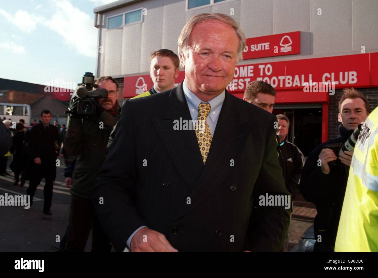 Ron atkinson arrives hi-res stock photography and images - Alamy