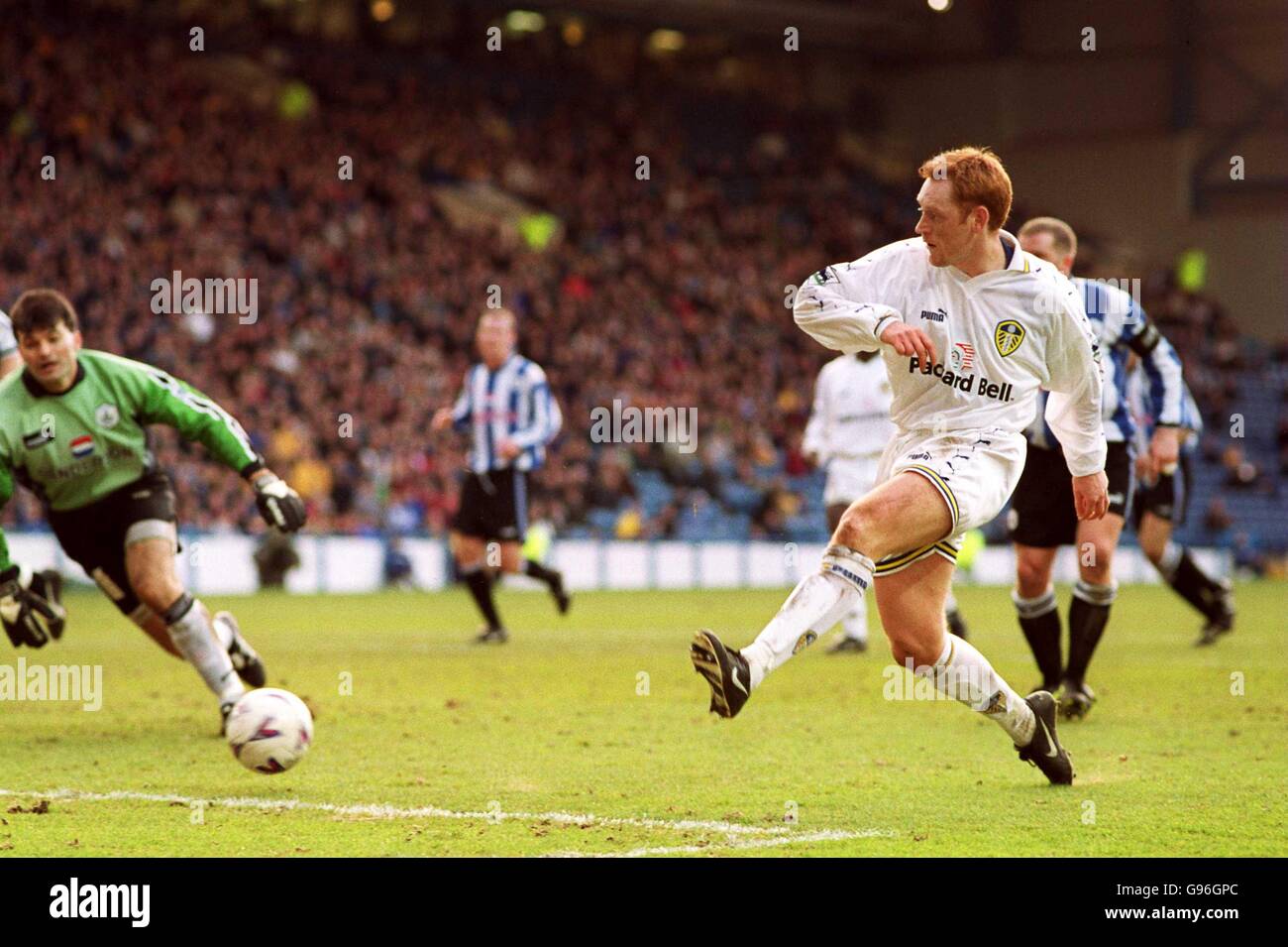 Leeds United's David Hopkin scores the second goal as Sheffield ...