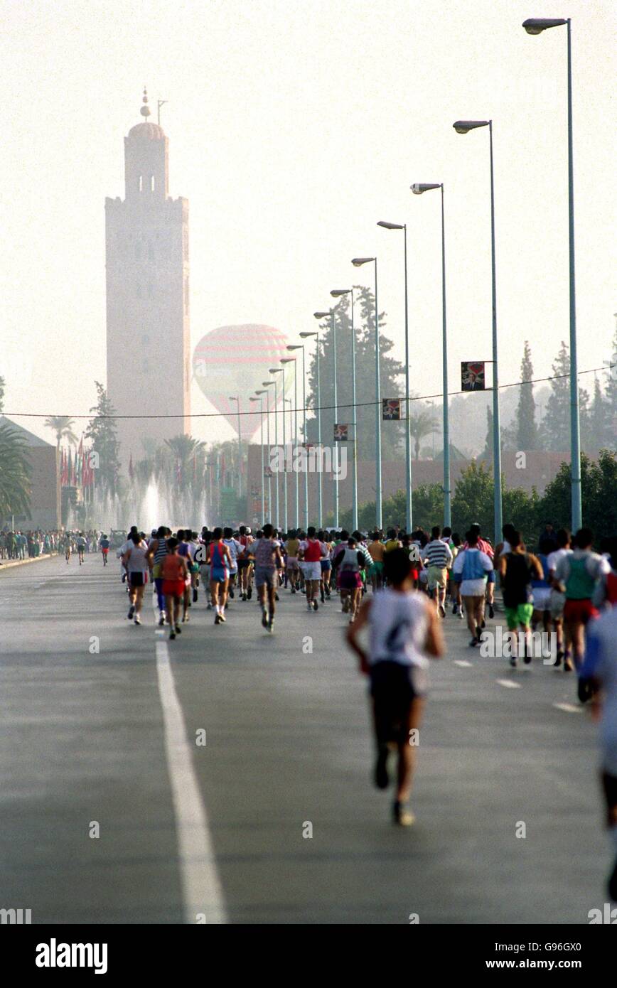 RUNNERS MAKE THEIR WAY BACK TO MARRAKESH IN THE MARRAKESH MARATHON ...