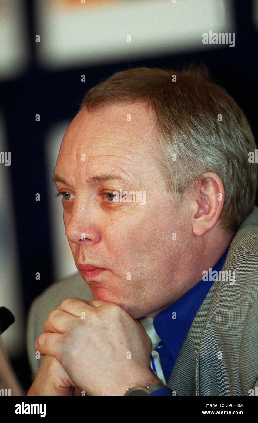 Boxing - Lennox Lewis Press Conference. Frank Maloney Stock Photo - Alamy