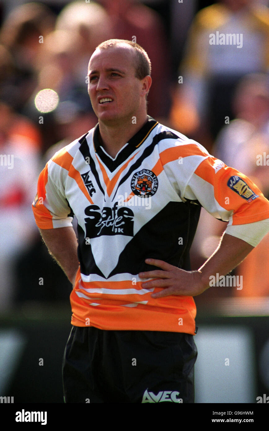 Rugby League - JJB Sports Super League - Castleford Tigers v London ...