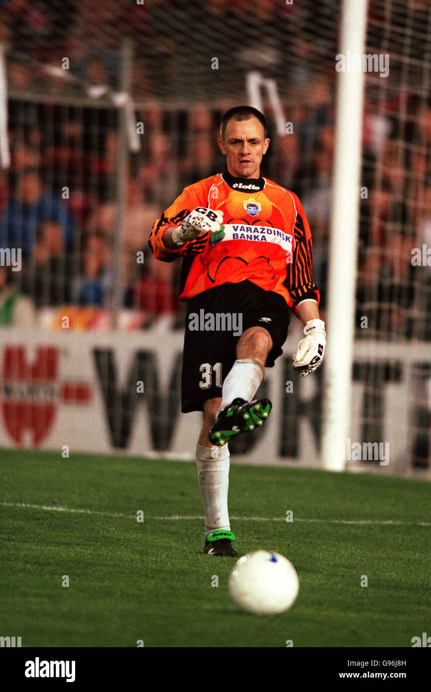 Soccer - European Cup Winners Cup - Quarter Final Second Leg - Real ...