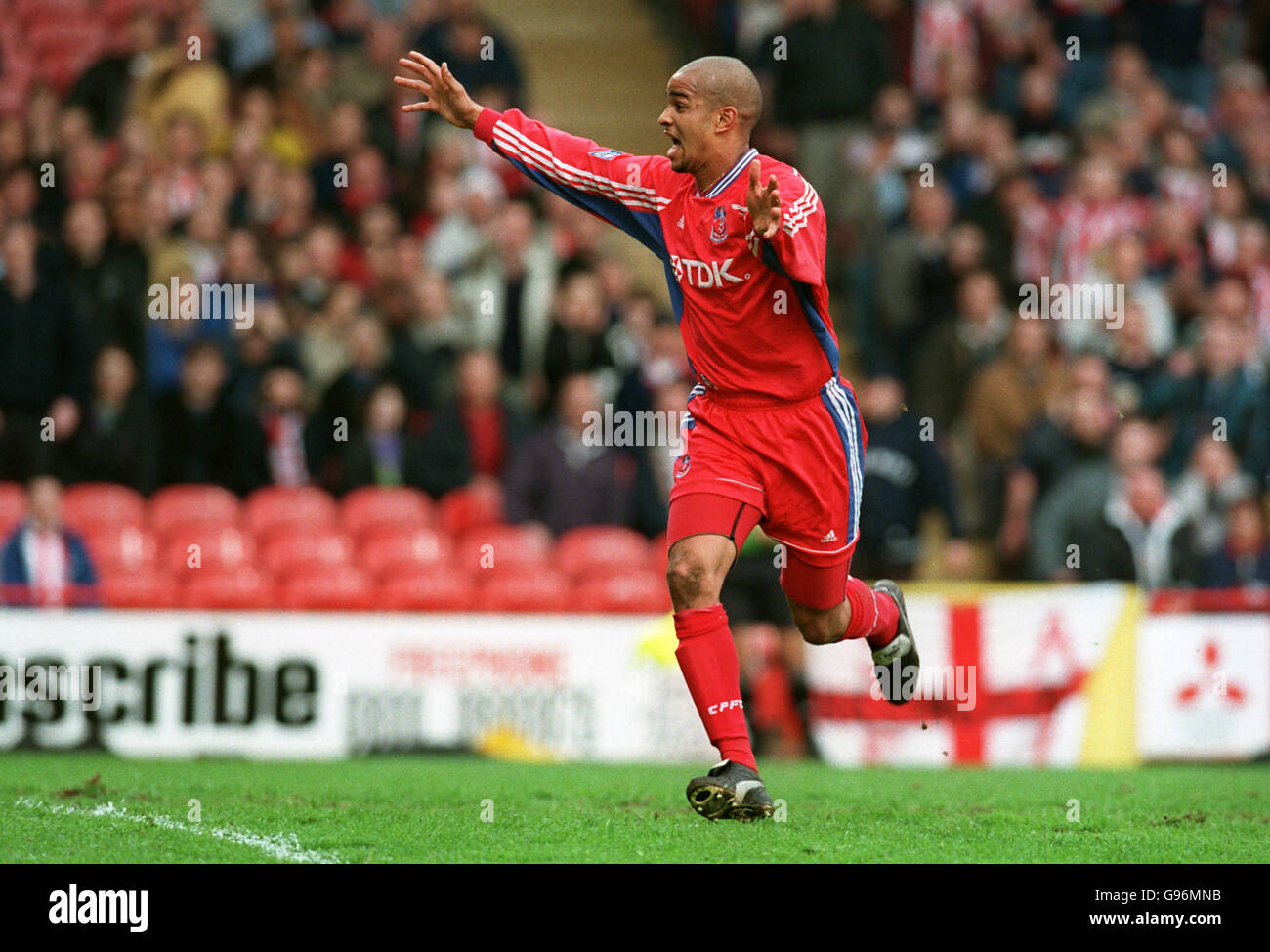 Crystal Palace's Leon McKenzie celebrates scoring the equalising goal ...